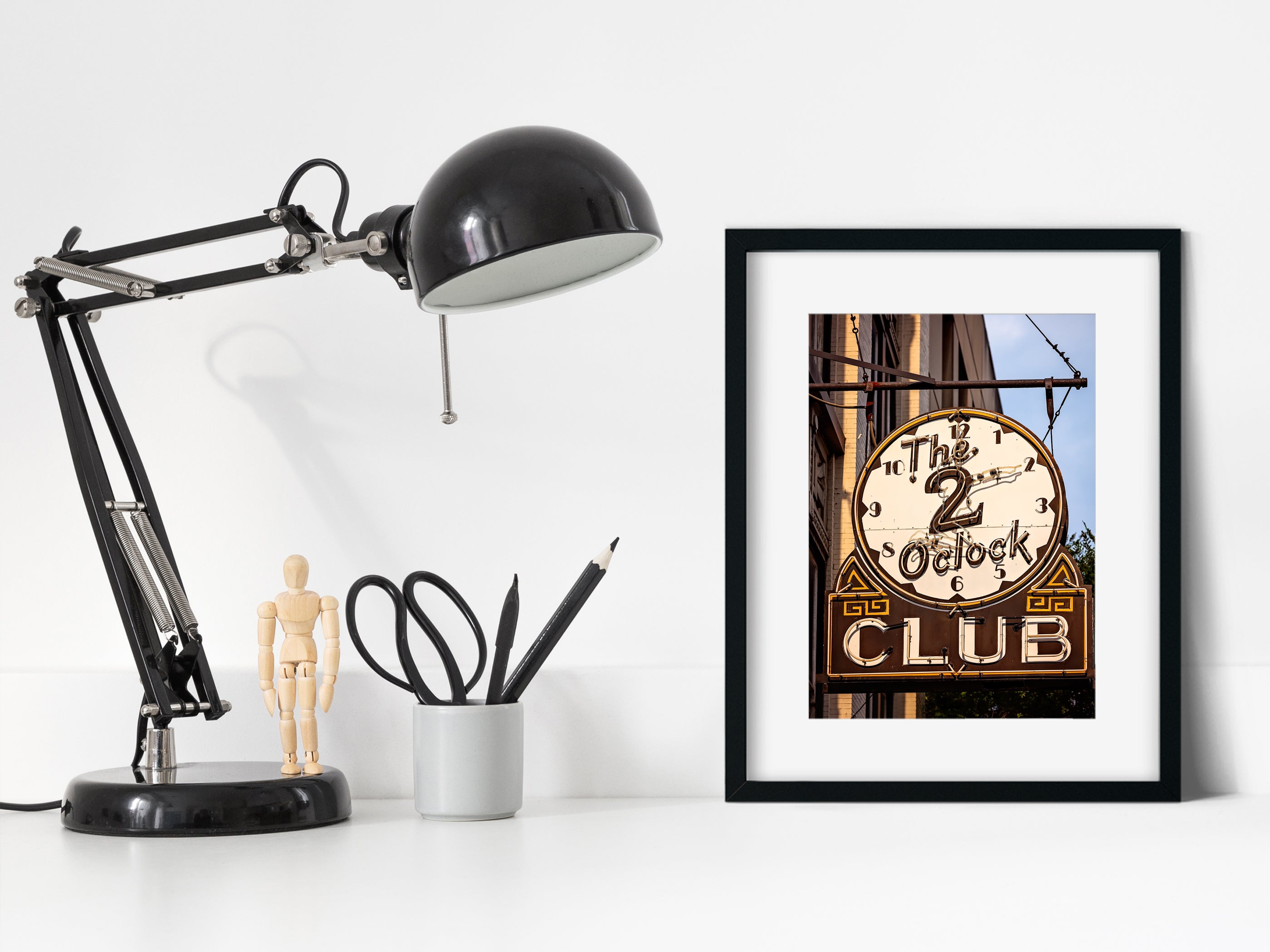 2 O'Clock Club – Retro Roadside Photography